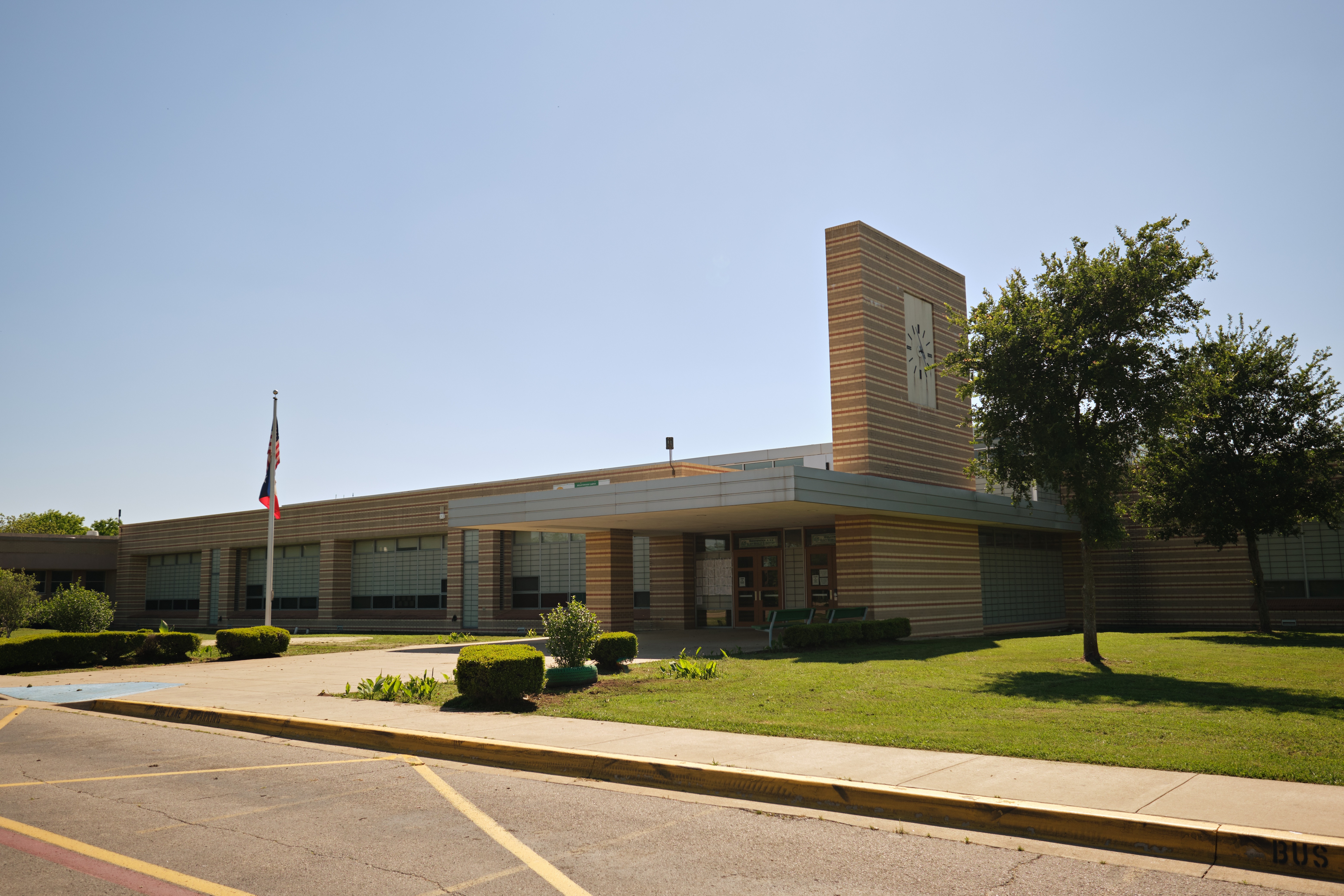 Dallas Independent School District - School Finder