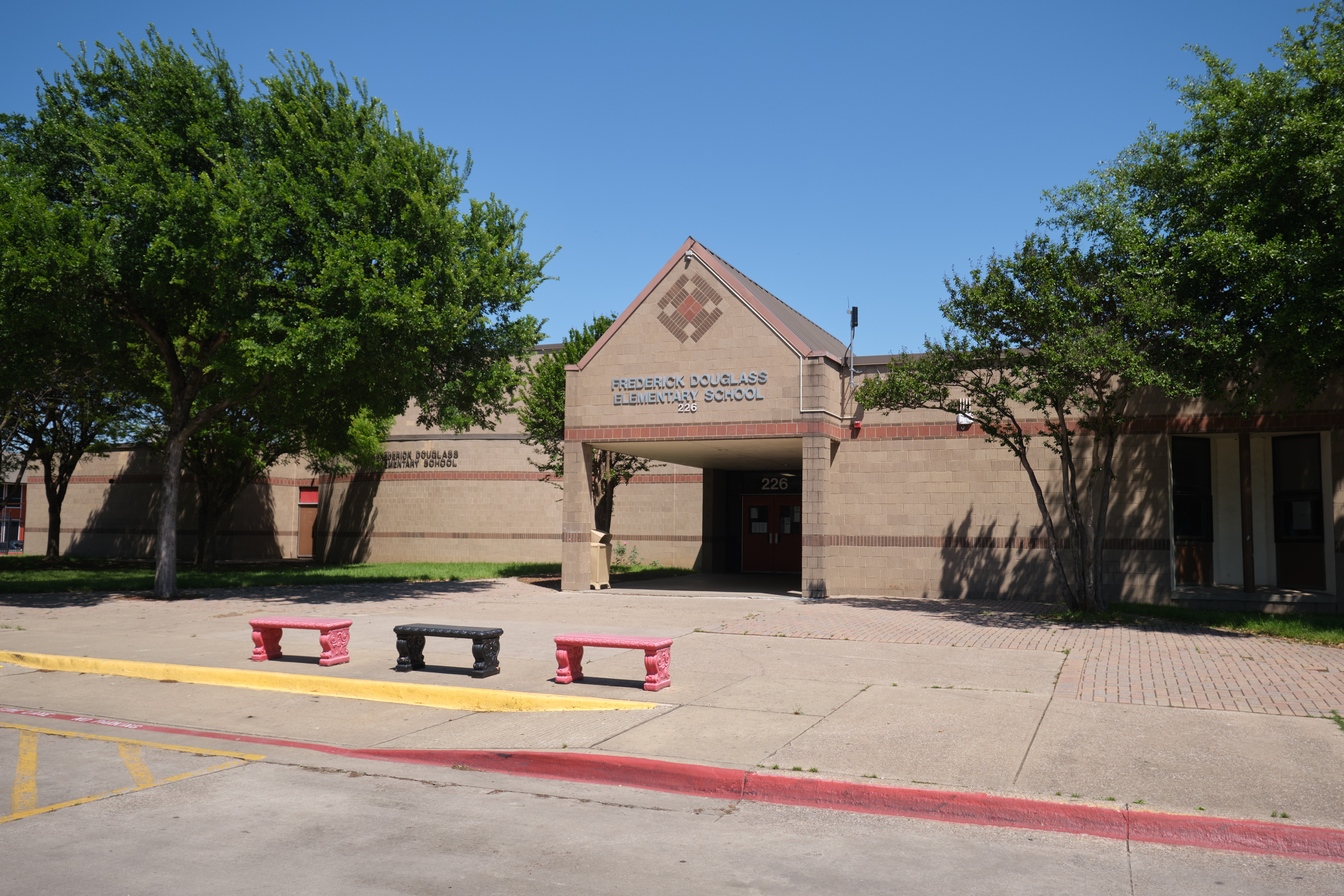Dallas Independent School District - School Finder