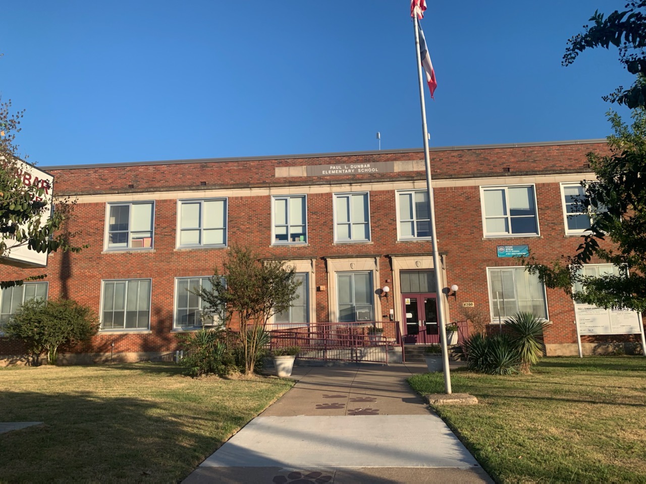 Dallas Independent School District - School Finder